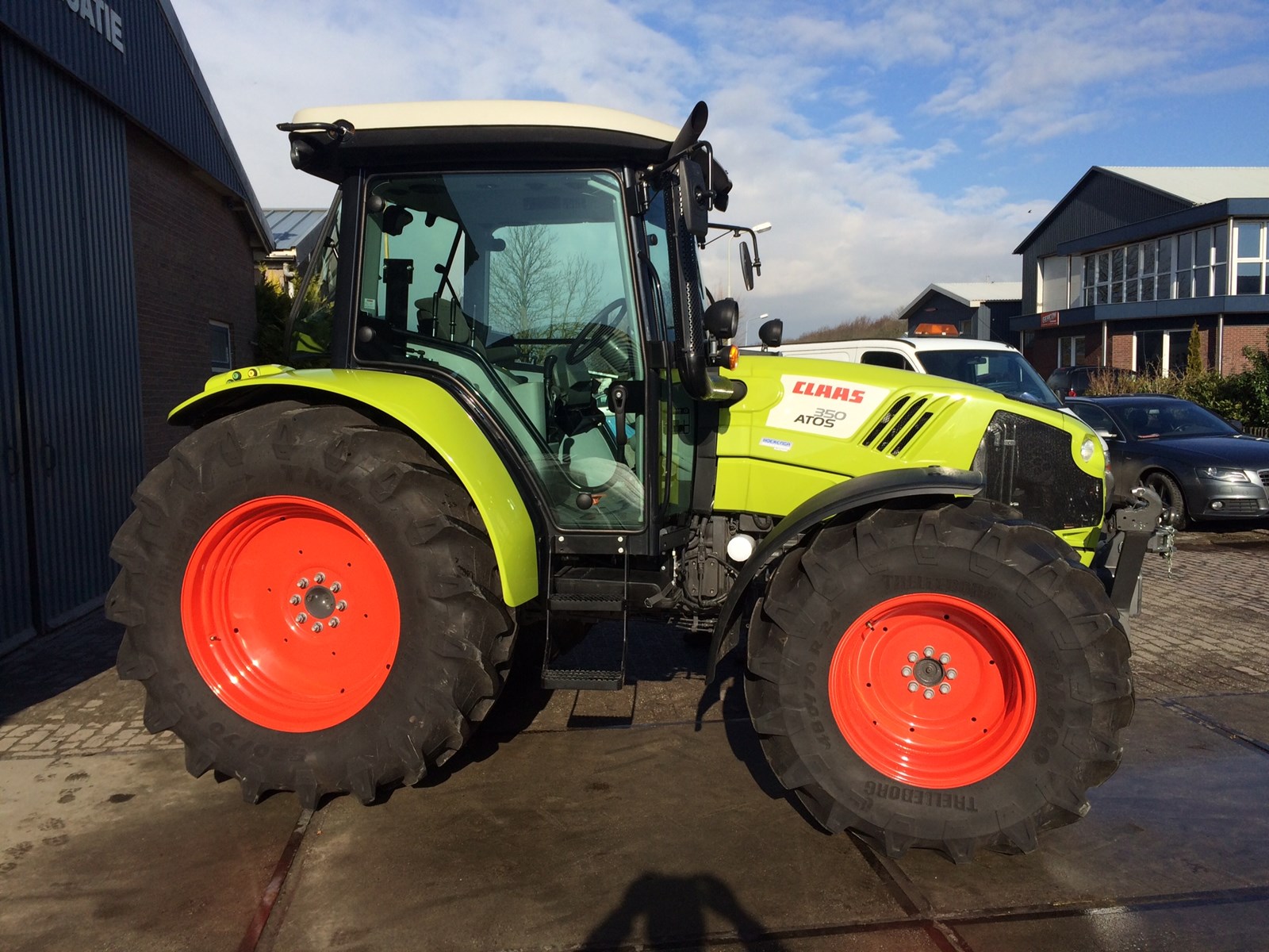 Onze eerste Claas Atos 350 afgeleverd! - Hoekenga Mechanisatie BV